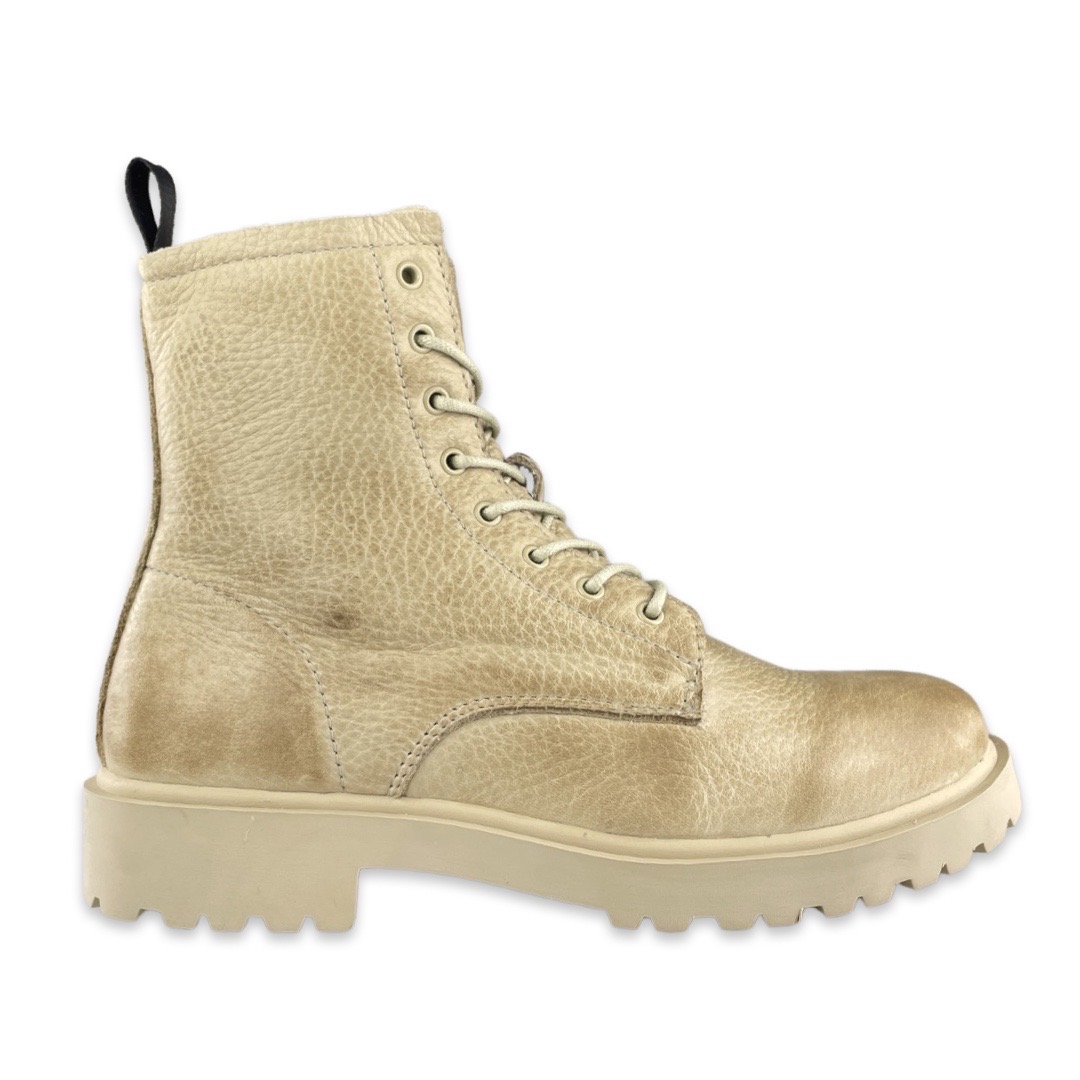 Blackstone WL02 Boot Fiels of Rye